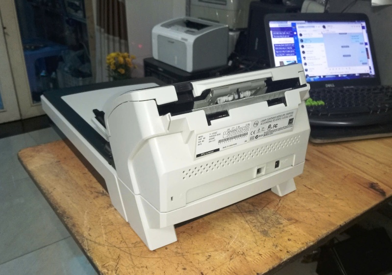 Máy scan 2 mặt Fujitsu Fi 6230z cũ | mayinvugia.com
